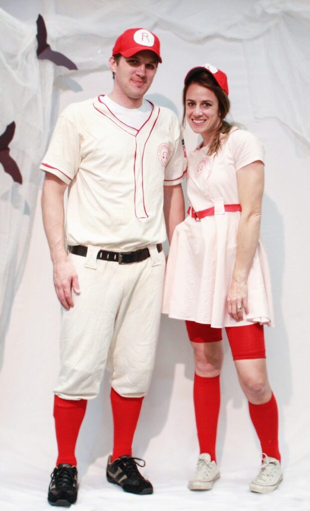 10 DIY Couple Costume Ideas To Dress Up Like Their Favorite Characters ...