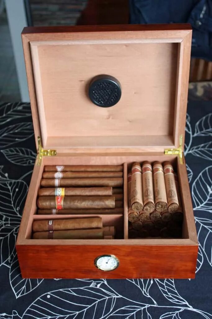 13 DIY Humidor Plans For Cigar Lovers - Julie Ann Art