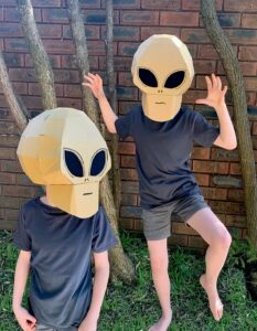 11 DIY Alien Costume Ideas For Space Fans To Try - Julie Ann Art