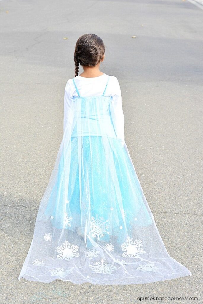 11 DIY Elsa Costume Ideas For A Disney Look - Julie Ann Art