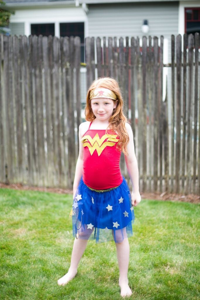 15 DIY Wonder Woman Costume Ideas To Look Like A Princess - Julie Ann Art