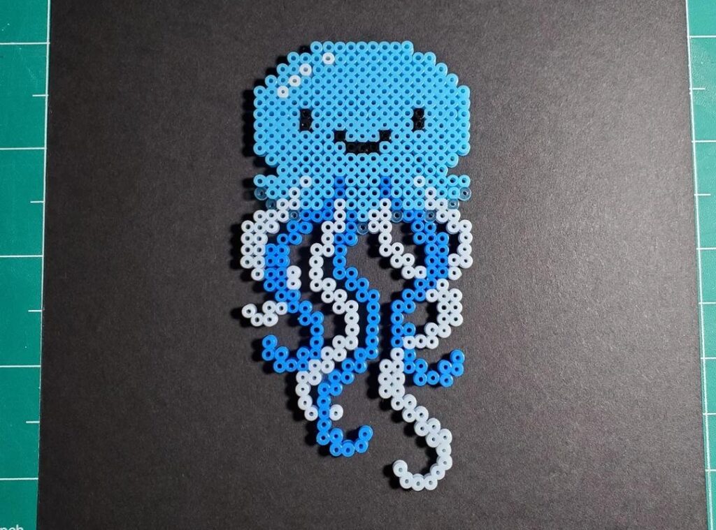 8 Easy Jelly Fish Perler Bead Patterns For Beginners - Julie Ann Art