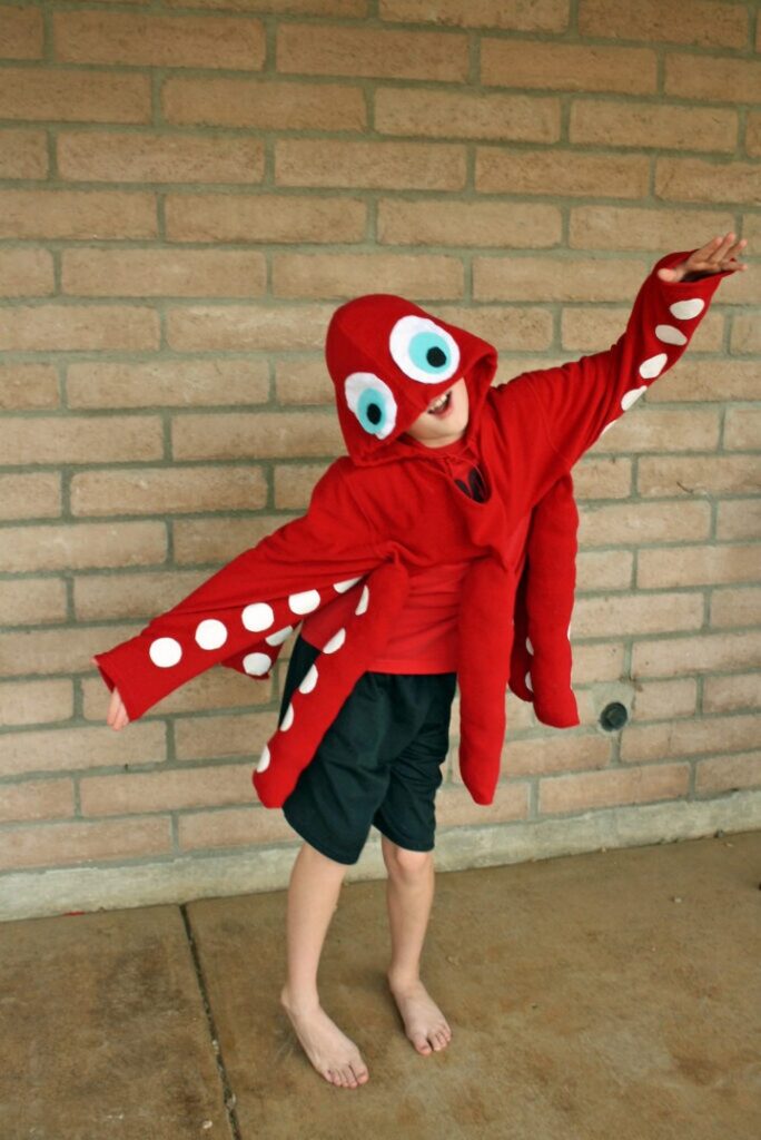 14 DIY Squid and Octopus Costume Ideas For Ocean Cosplay - Julie Ann Art