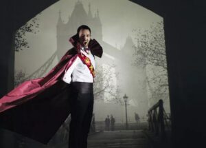 10 DIY Vampire Costume Ideas To Look Like A Blood Thirst - Julie Ann Art