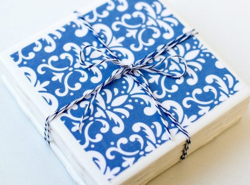 10 DIY Attic Ladder Plans For Home Use - Julie Ann Art