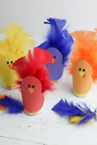 10 Super Easy DIY Feather Crafts Ideas - Julie Ann Art
